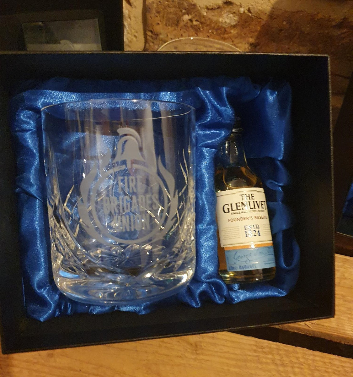 Engraved FBU Whisky Gift set – Fire Brigades Union